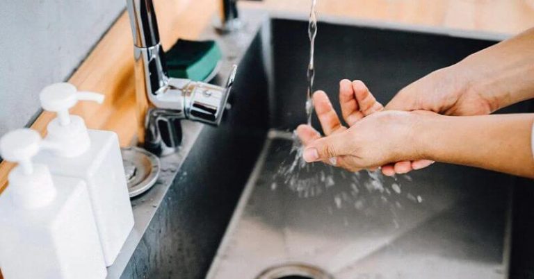 What Happens If Breathe Battery Acid? (What Should You Do If You Inhale ...